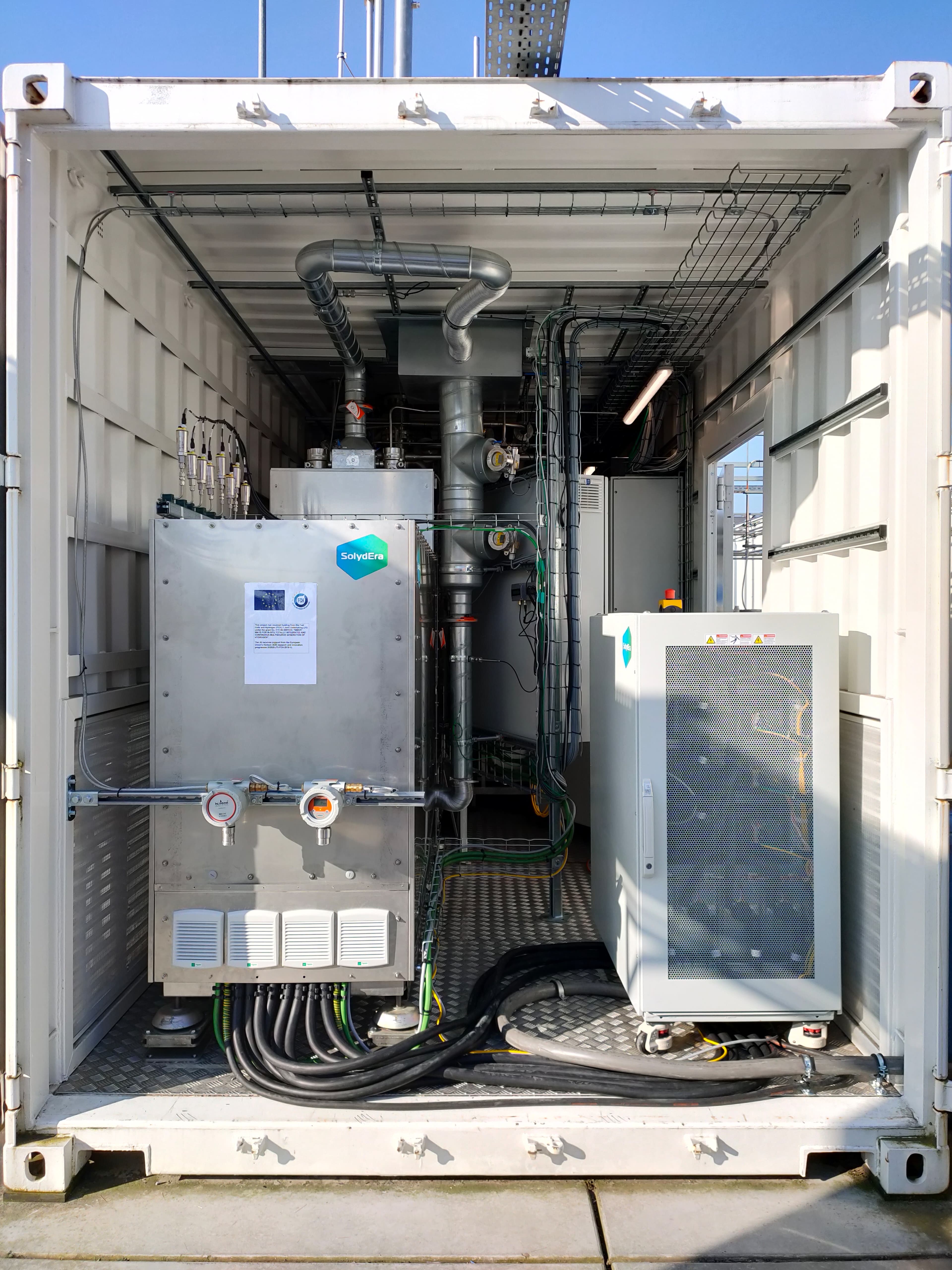 SolydEra completed the installation of SOFC/SOE system! - Switch